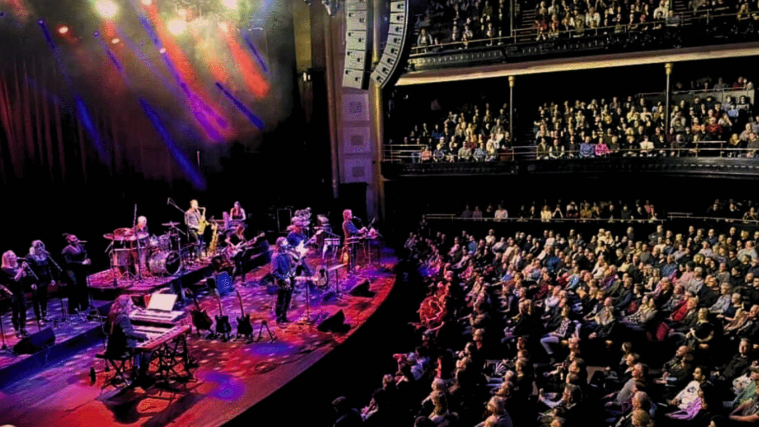Classic Albums Live